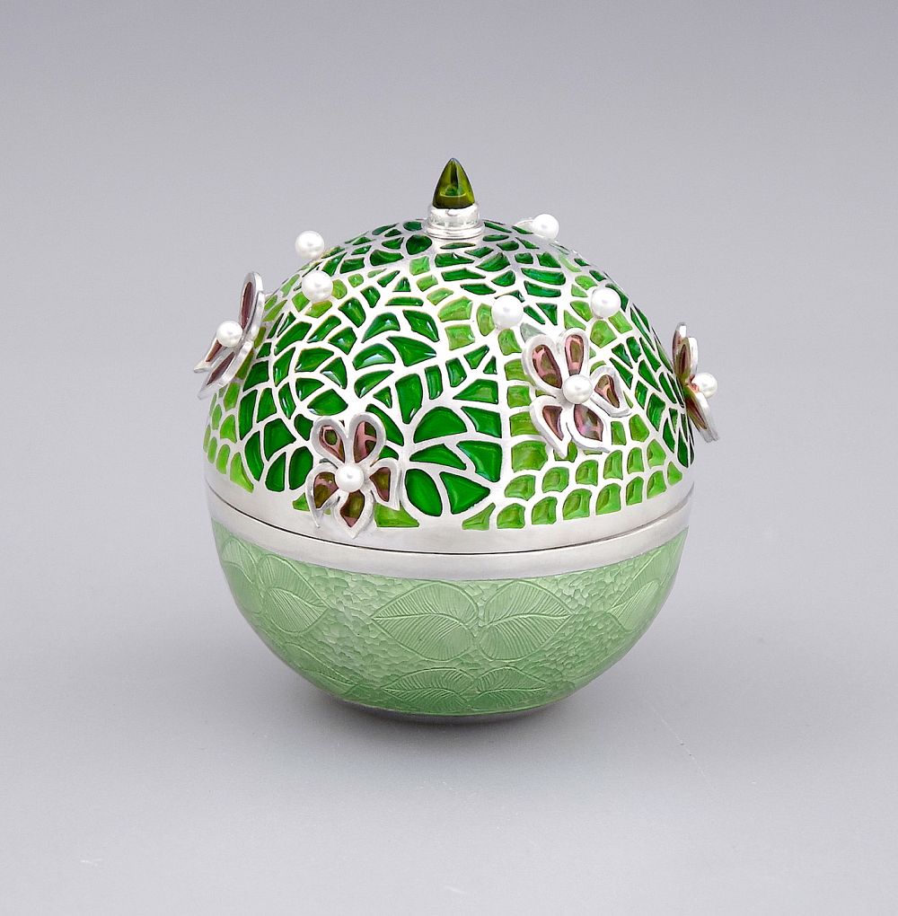 Jean Wilkinson plique a jour & champleve enamel pearl & silver "Violets ...